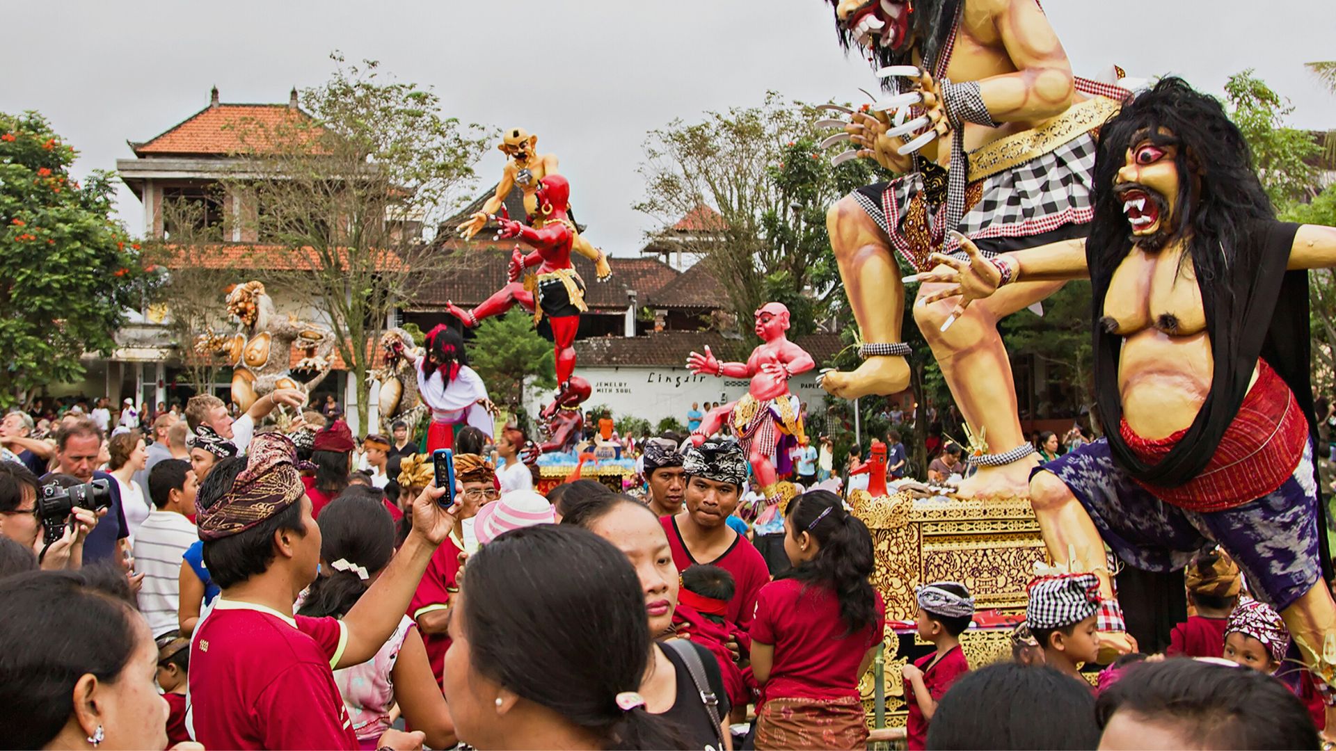 Nyepi 2025: Your Ultimate Guide to Bali’s Sacred and Tranquil Day of Silence - Bali Food and Travel